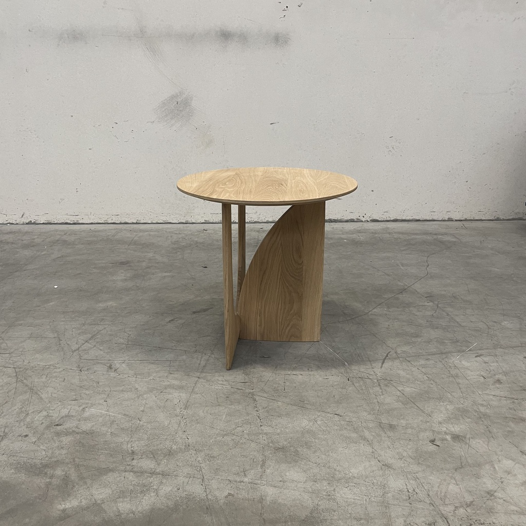 Geometric side table | Re-loved